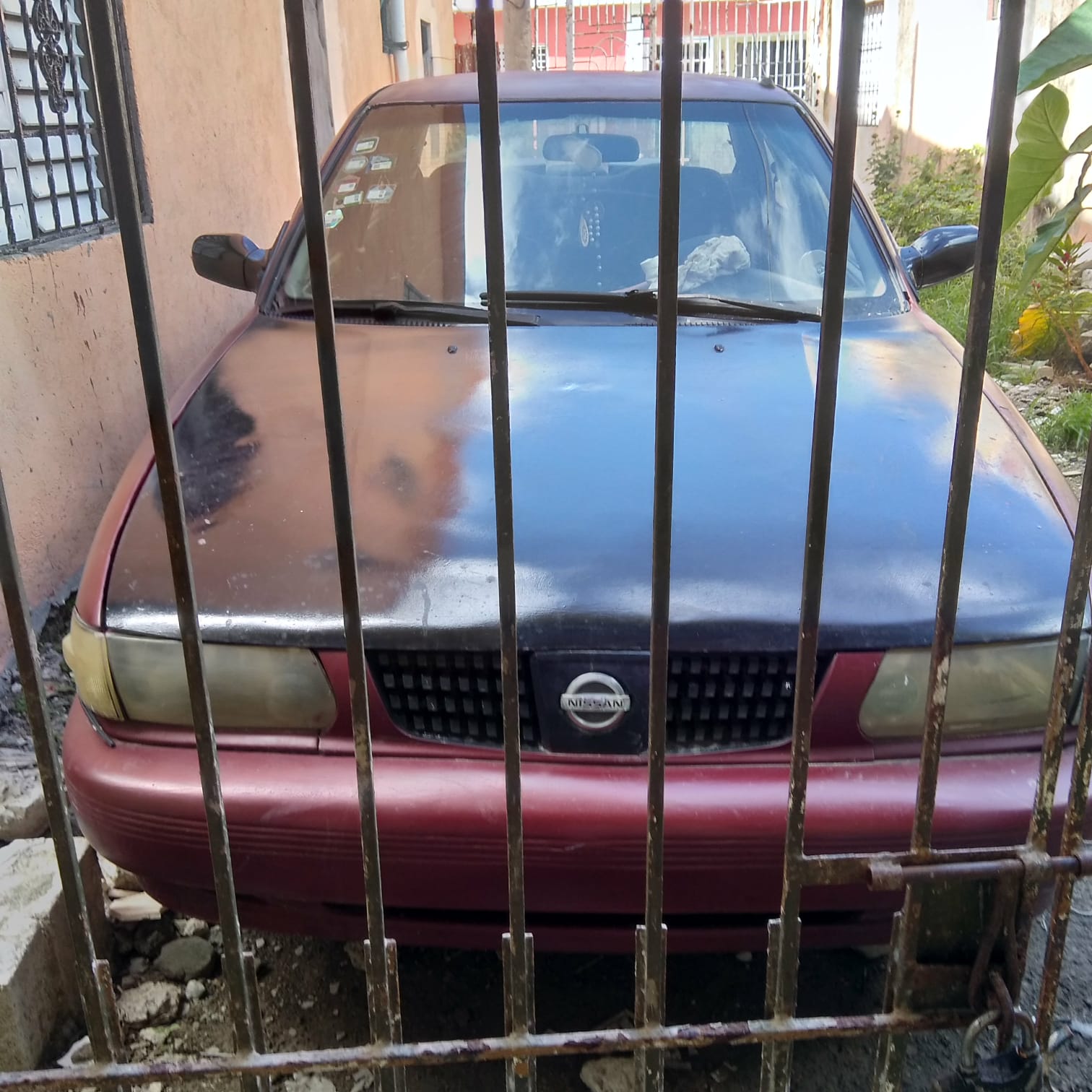 Nissan sentra B13 - El Pulgaraso